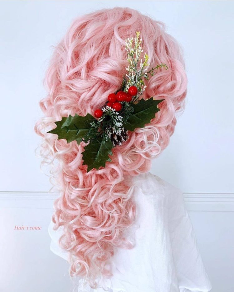 33+ Best Colorful Christmas Hair Colors To Rave Over - Kat and Blossom
